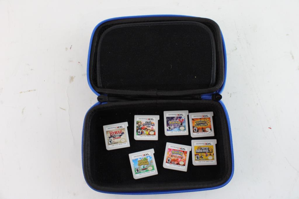 3DS Case With Games, 7 Pieces | Property Room