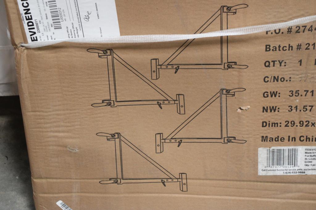 4 Piece Adjustable Outrigger Set | Property Room