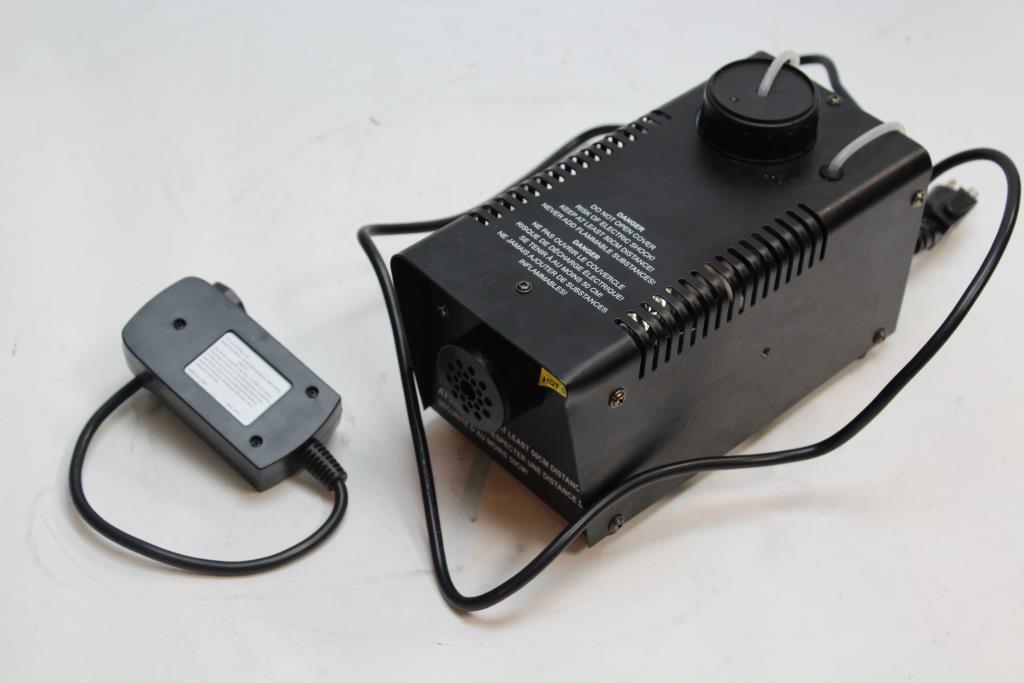 400W Fog Machine Plus Remote | Property Room