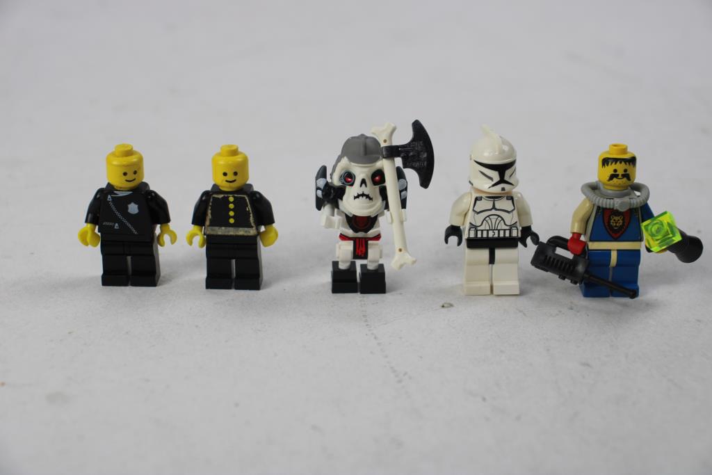 5 Lego Mini Figs | Property Room