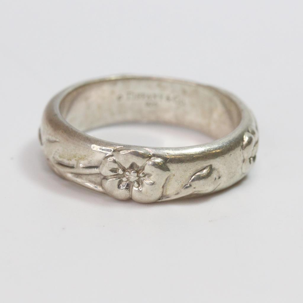5.84g Tiffany & Co Silver Nature Rose Flower Ring | Property Room