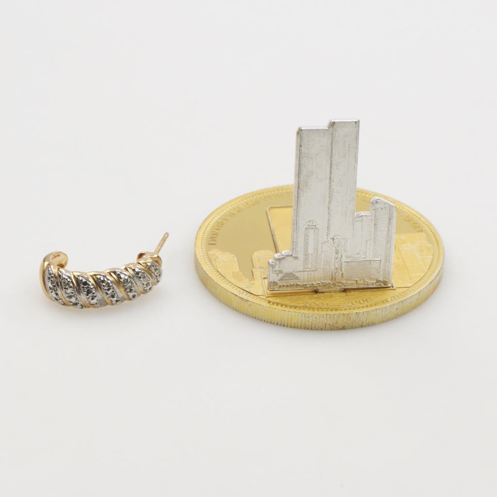 5th Anniversary 9/11 Twin Towers Souvenir Token And Single Earring, 2 ...