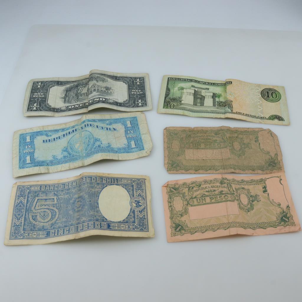 6 Foreign Currency Paper Bills | Property Room