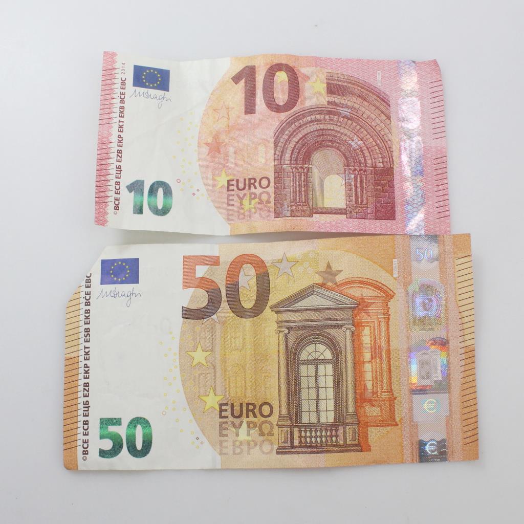 60 Euros | Property Room