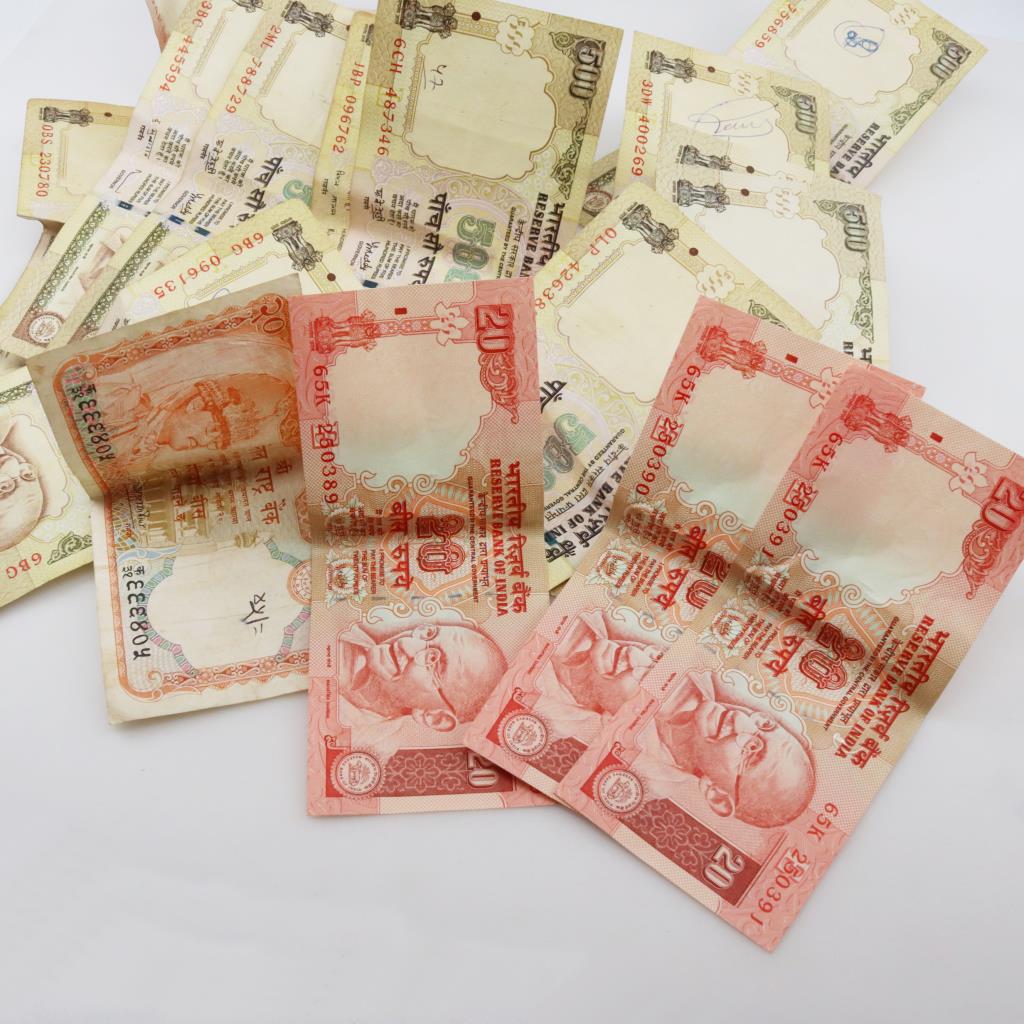 6,580 Rupees | Property Room