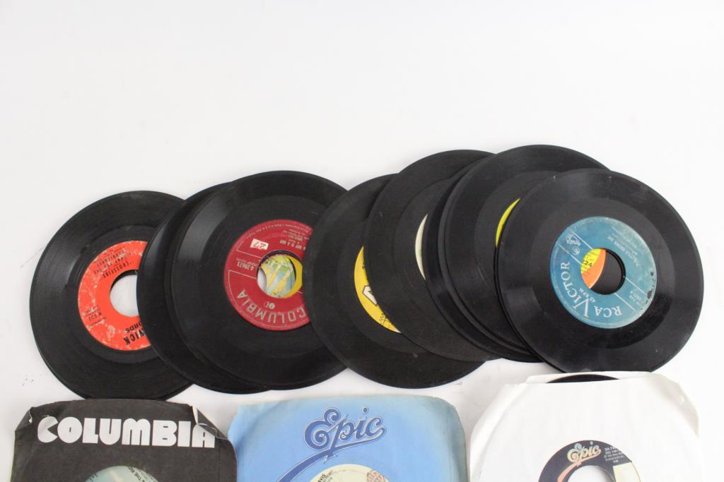 6.75" 45 RPM Records, 30+ Pieces | Property Room