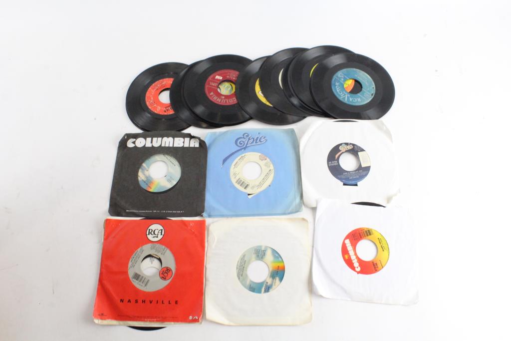 6.75" 45 RPM Records, 30+ Pieces | Property Room