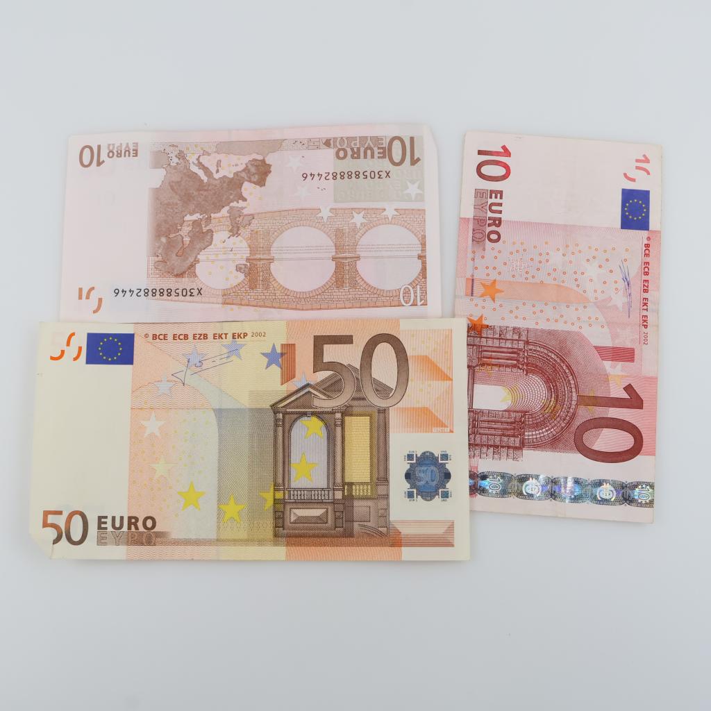 70 Euros | Property Room