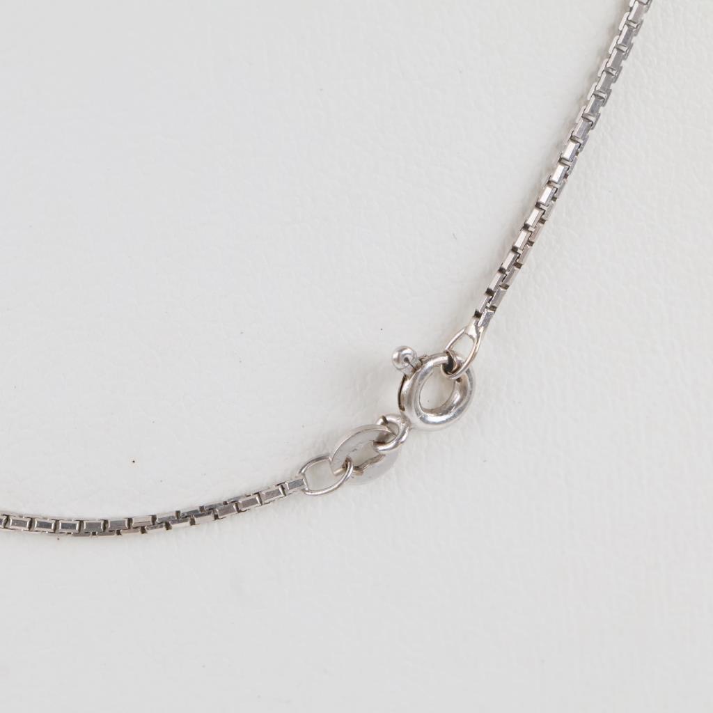 8kt Gold Necklace | Property Room