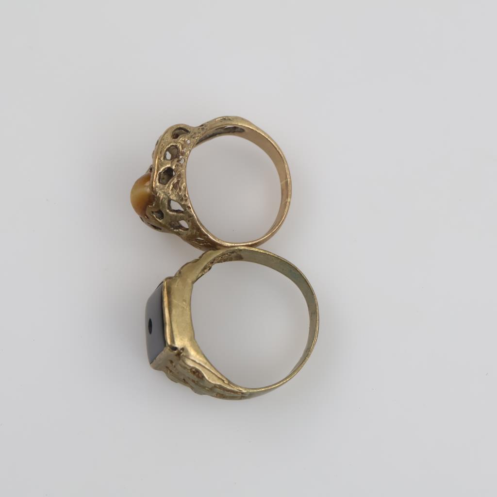 8kt Gold Rings, 2 Pieces | Property Room