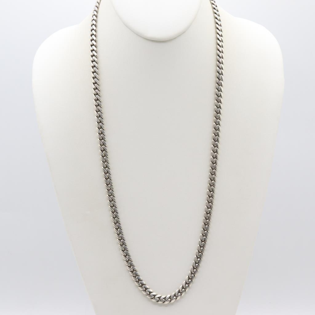 .900 Silver Chain Necklace | Property Room
