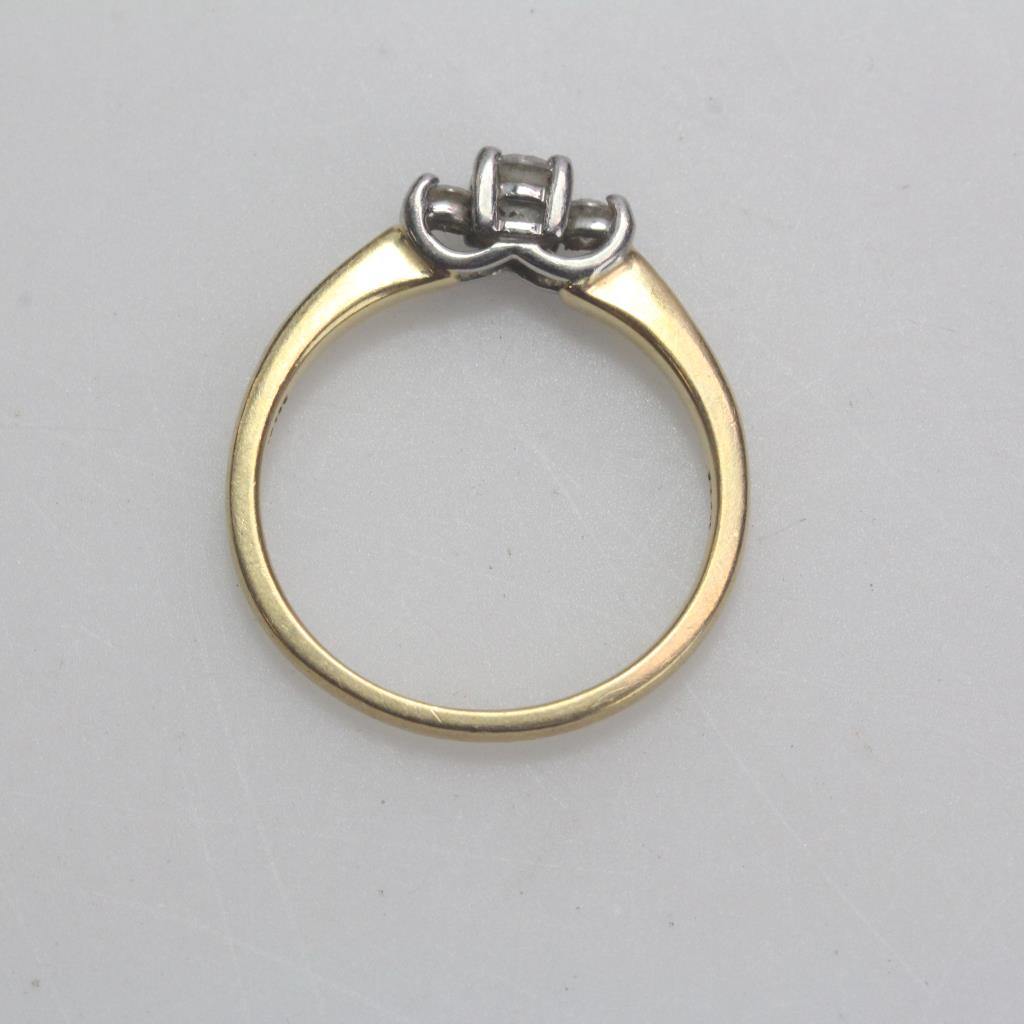 .950 Platinum And 13kt Gold 2.8g Diamond Ring | Property Room