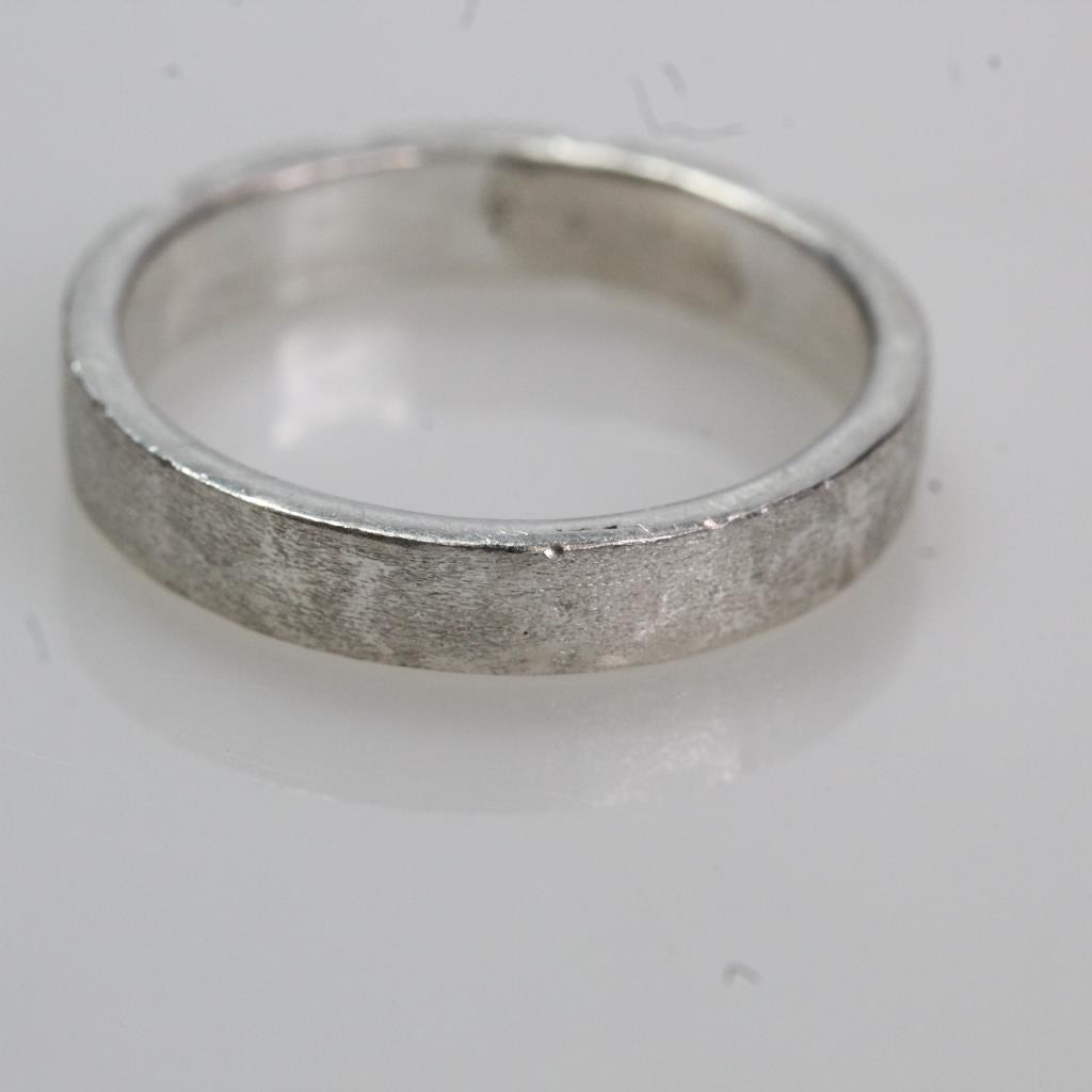 .999 Silver 4g Ring | Property Room