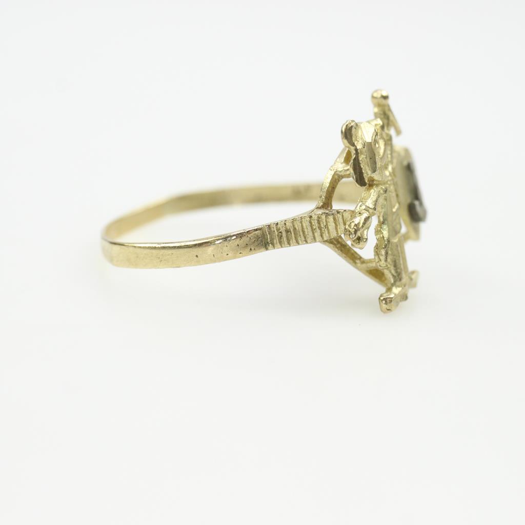 9k Gold Mickey Mouse Ring | Property Room