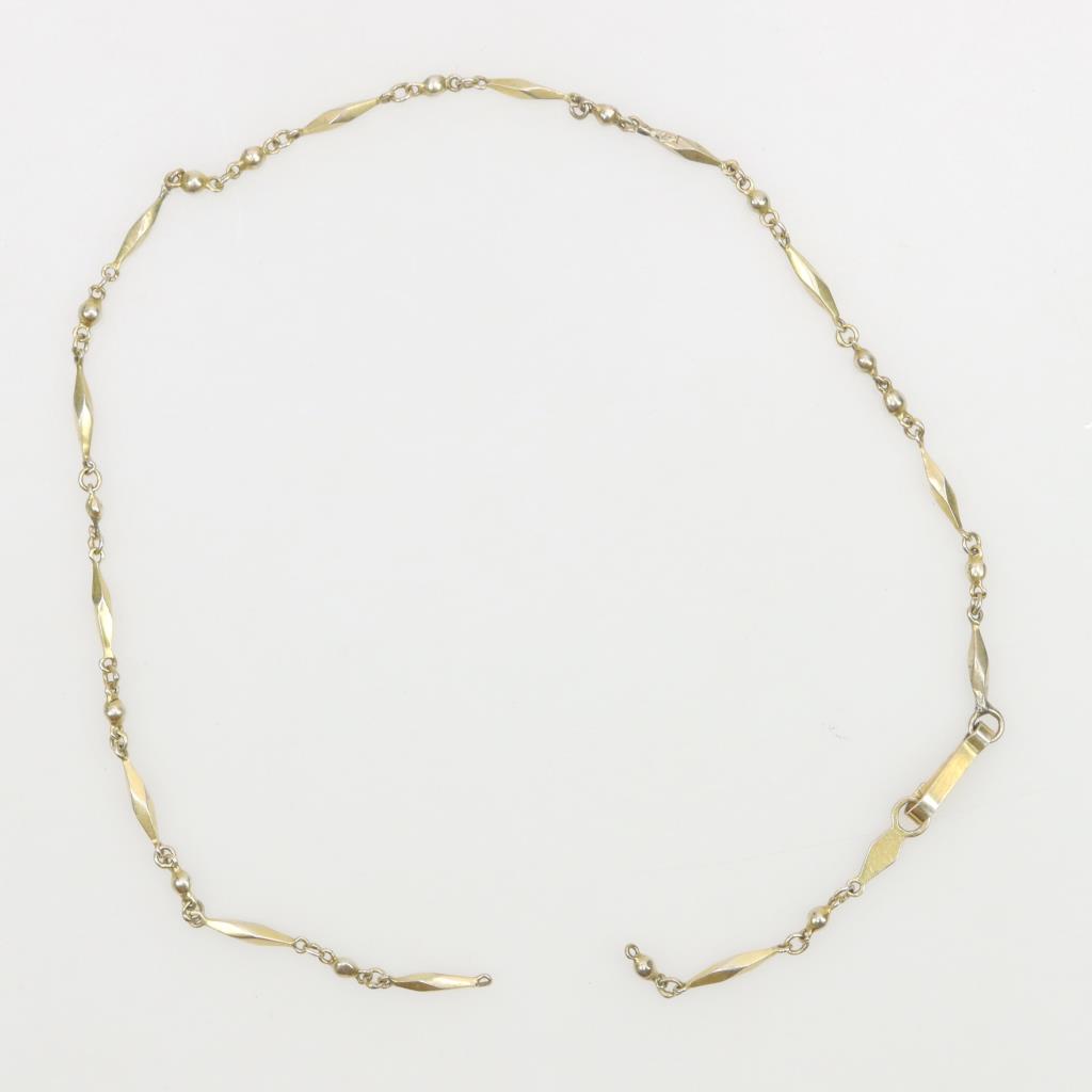 9kt Gold Bracelet | Property Room