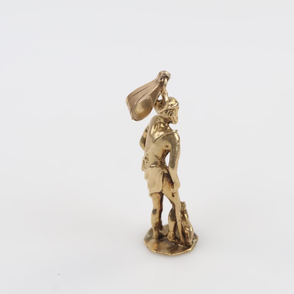 9kt Gold Figure Pendant | Property Room