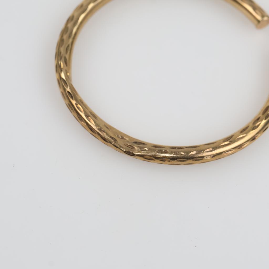9kt Gold Hoop | Property Room