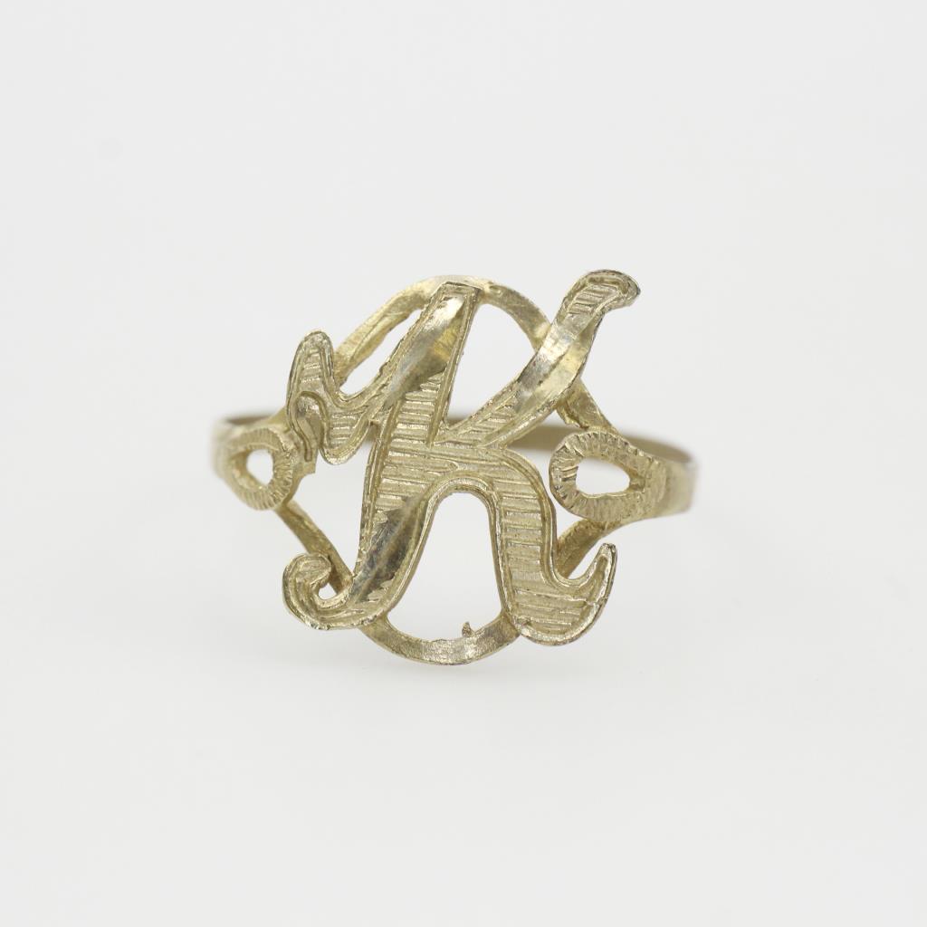 9kt Gold K Ring | Property Room
