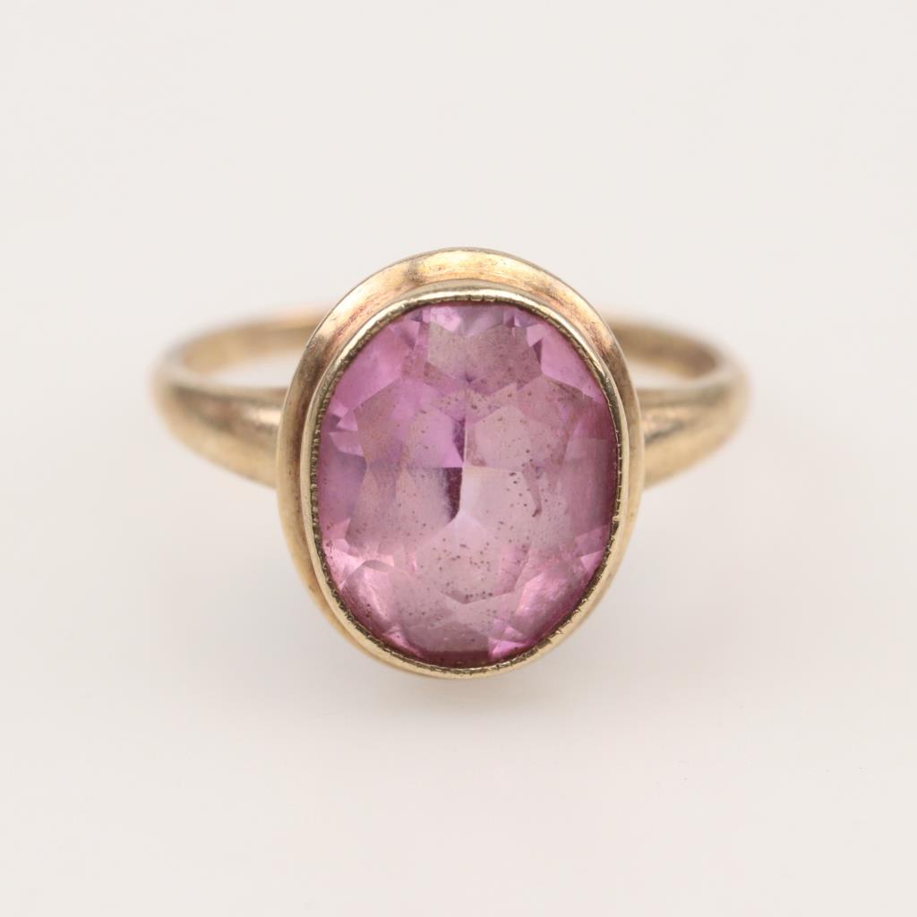 9kt Gold Pink Stone Ring | Property Room
