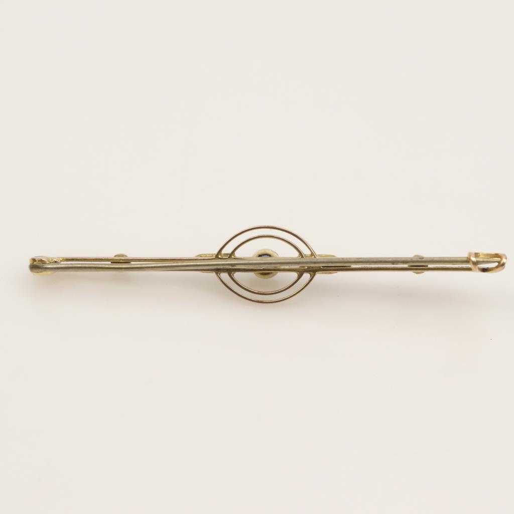 9kt Gold Purple Stone Pearl Chest Pocket Pin | Property Room