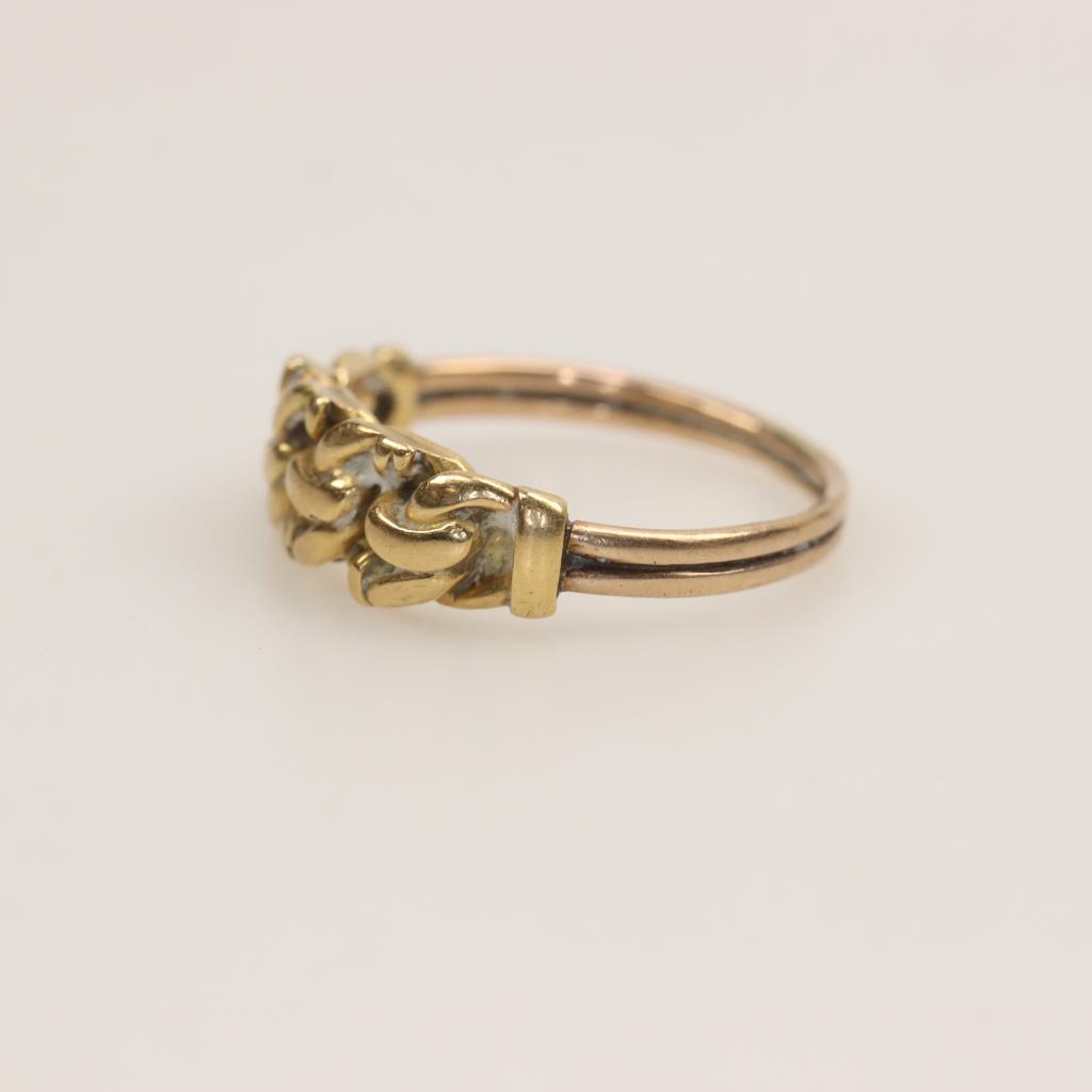 9kt Gold Ring | Property Room