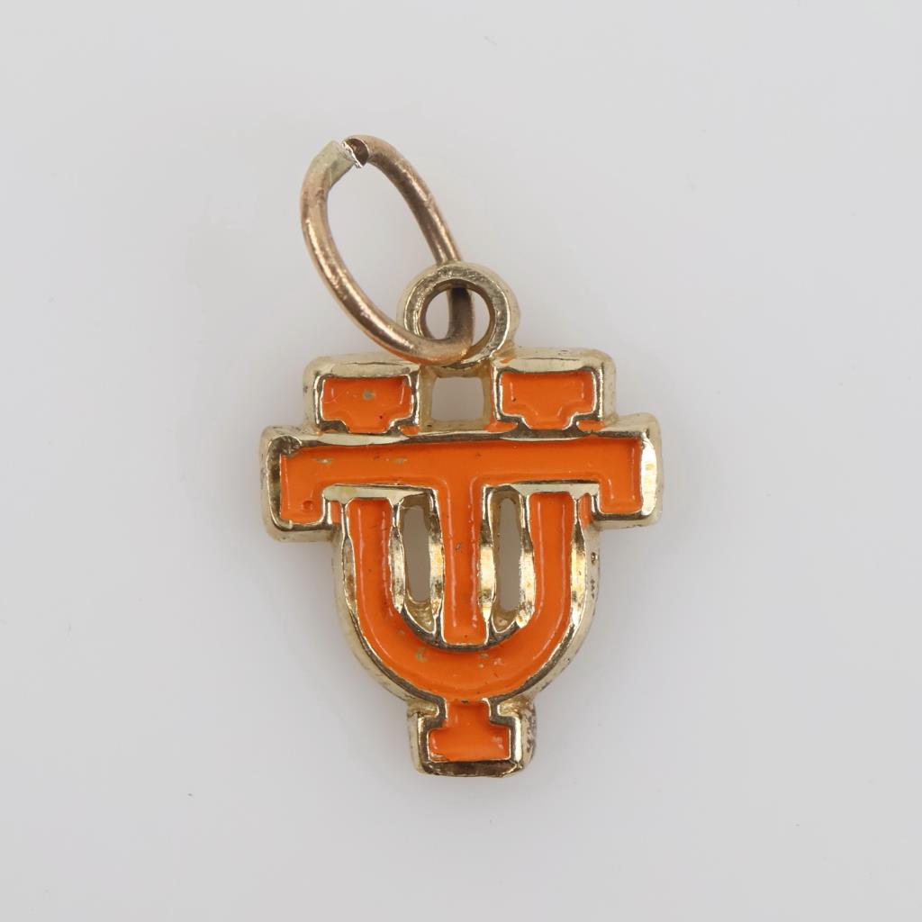 9kt Gold University Of Texas Pendant | Property Room