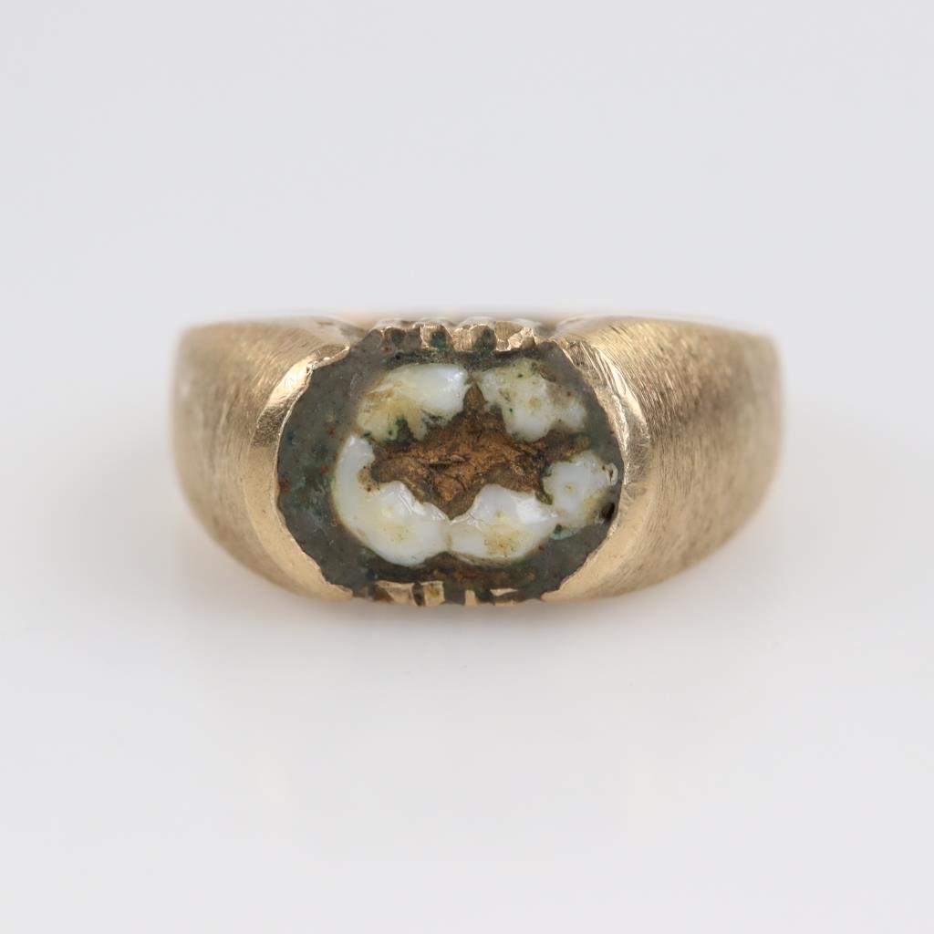 9kt Gold White Stone Ring | Property Room