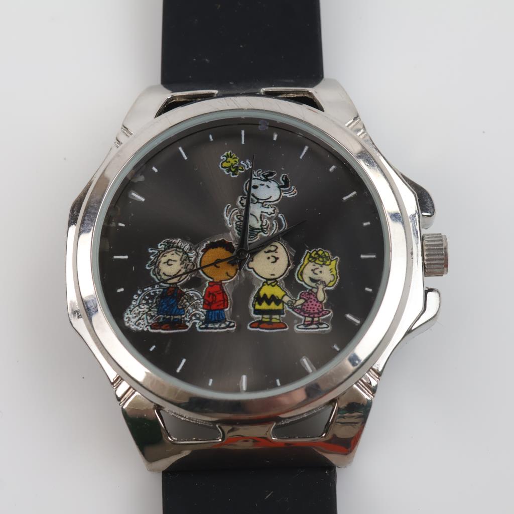 Accutime Peanuts Gang Watch | Property Room
