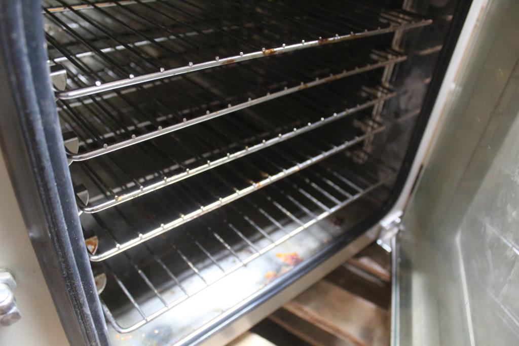 Across International Oven | Property Room