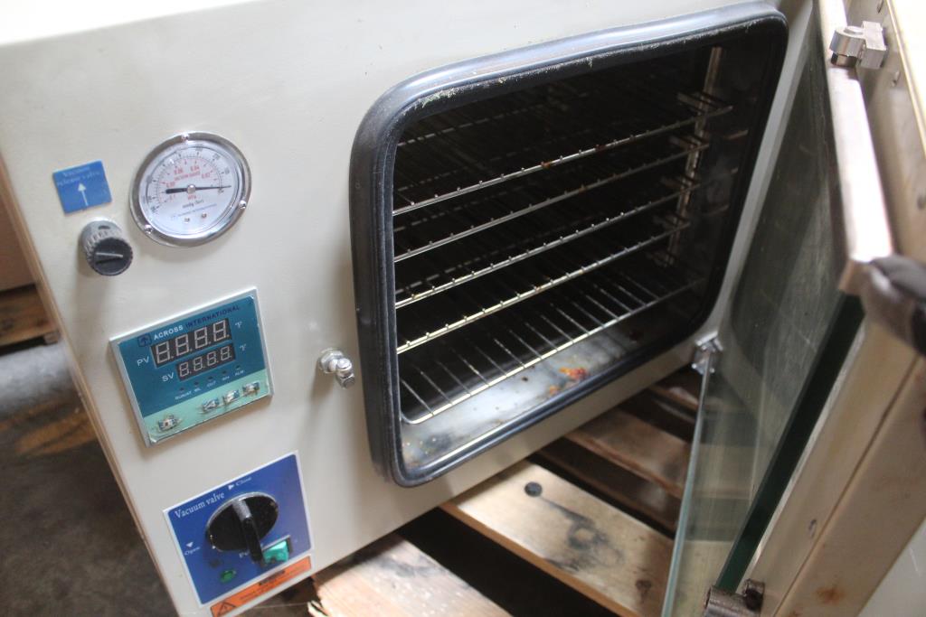 Across International Oven | Property Room