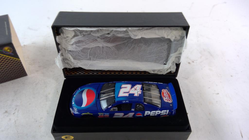 Action Racing 1/24 Scale Elite Collectible | Property Room