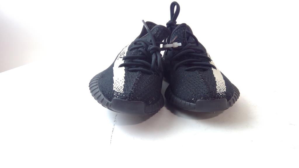 Adidas Yeezy Mens Shoes, Size 7 | Property Room