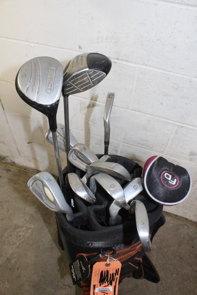 Affinity Golf Bag With Clubs, 12 Pieces | Property Room