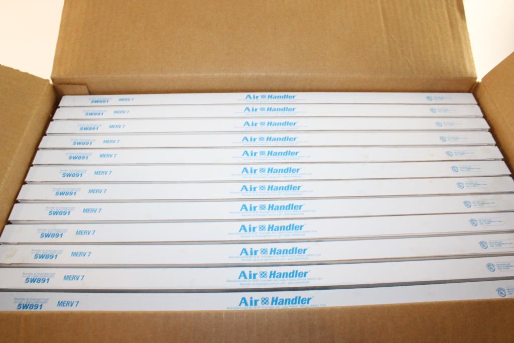 AirHandler 5W891 Filters, 12 Count Box | Property Room