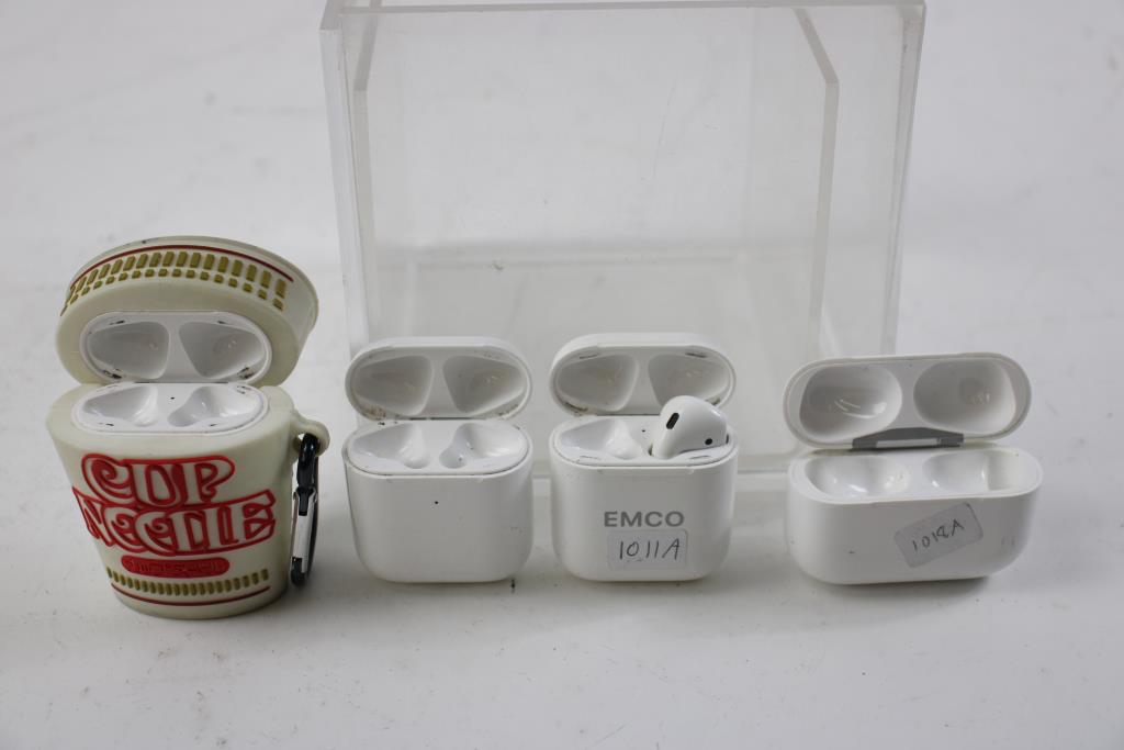 Airpods Airpod Cases And More, 3+ Pieces | Property Room