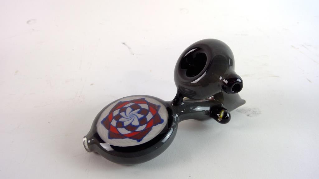AJ Disc Glass Dry Pipe | Property Room