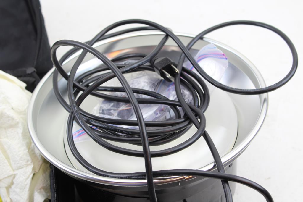 AlienBees Ringflash Modeling Lamp | Property Room