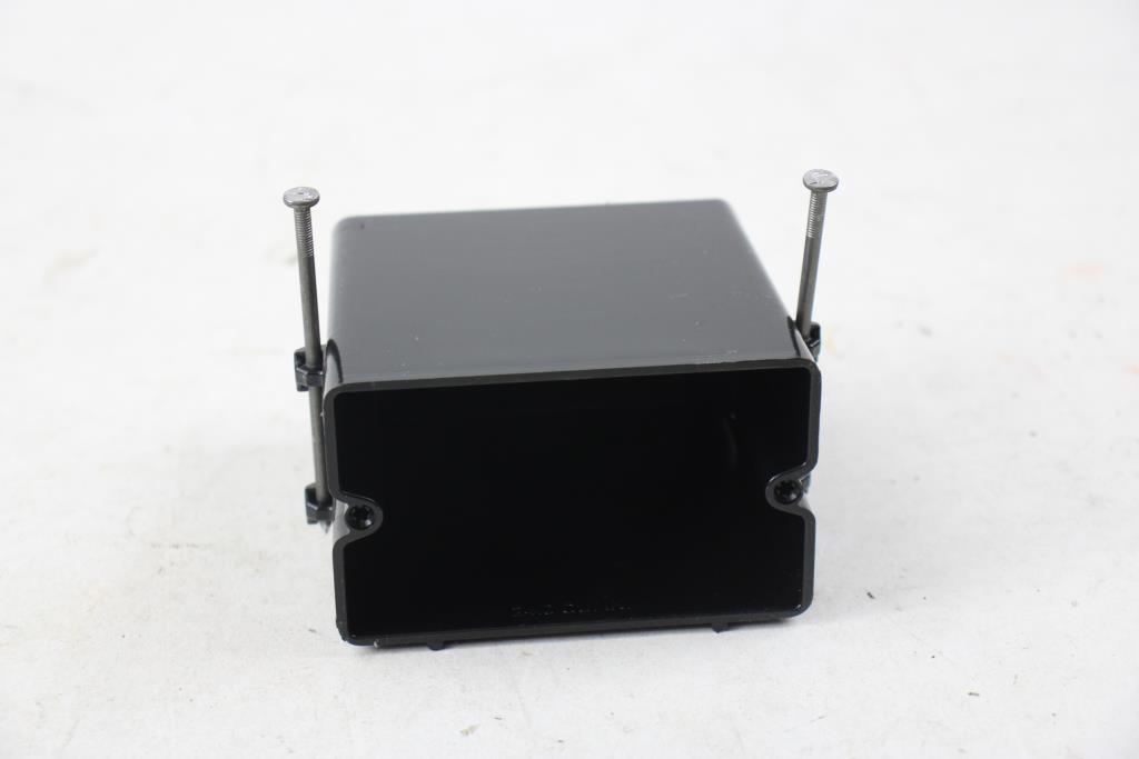 Allied Moulded P-241 FlexBox, 100 Pieces | Property Room