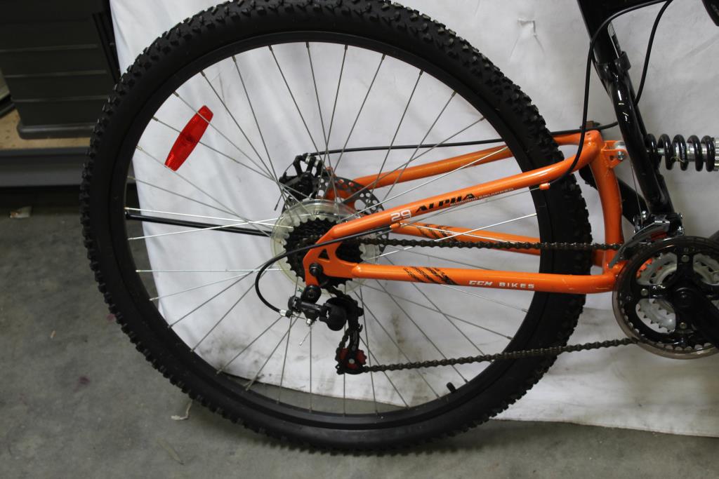 Alpha 29 Mountain Bike | Property Room