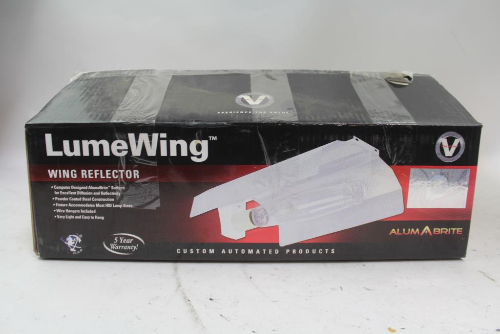 AlumABrite Lume Wing 19" X 13" X 6" Reflector REF-001 | Property Room