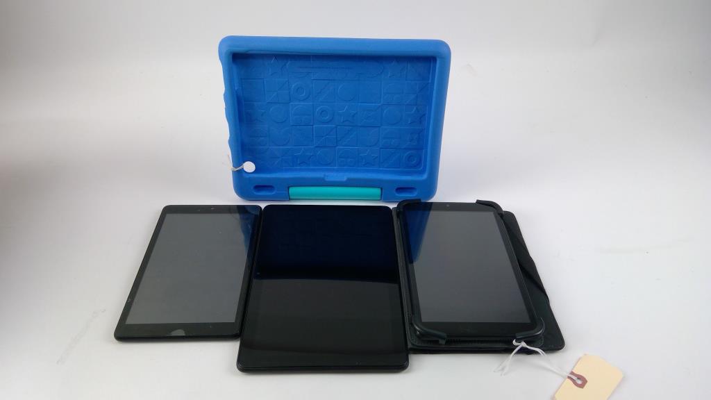 Amazon And More Tablet Lot, | Property Room