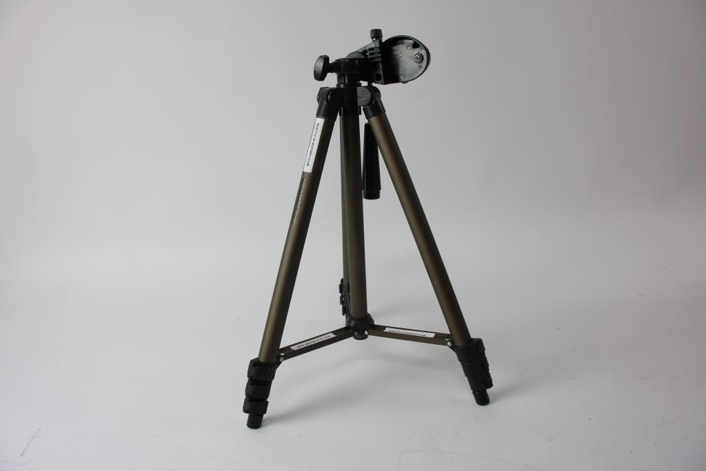 Amazon Basics 50-inch Lightweight Camera Mount Tripod Stand With Bag ...