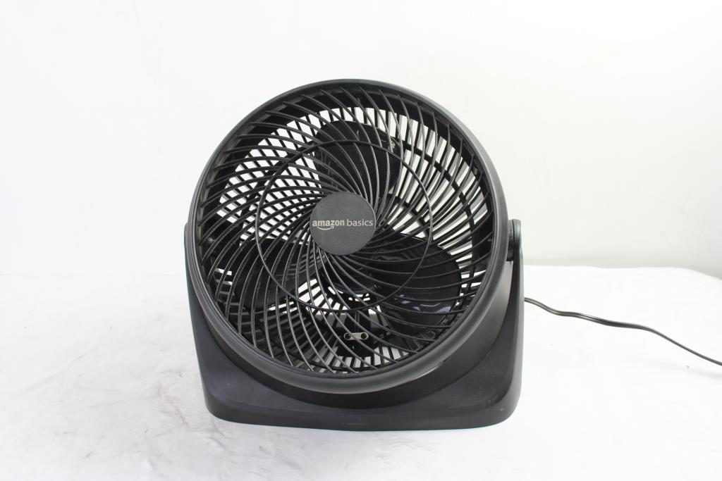 Amazon Fan, Misc Pots And Glass Lids | Property Room