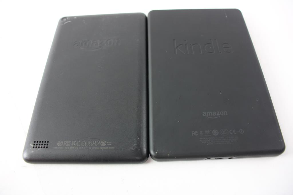 Amazon Kindle Pair 5th Generation SV98LN & 1st Generation D01400 ...