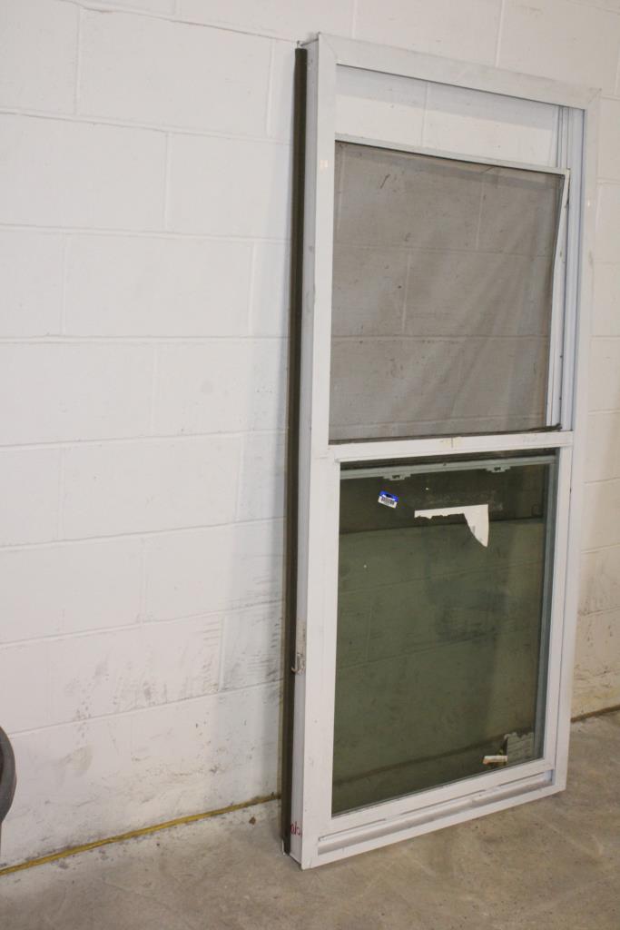 American Craftsman SIL Double Hung Loe2 Window | Property Room