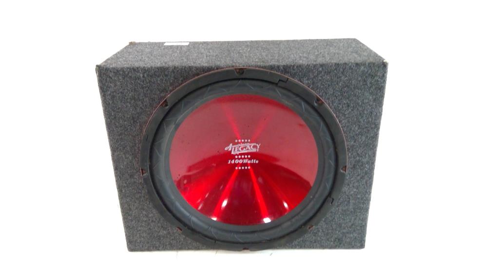 American Legacy Series 2 1400 Watt 15" Enclosed Subwoofer | Property Room