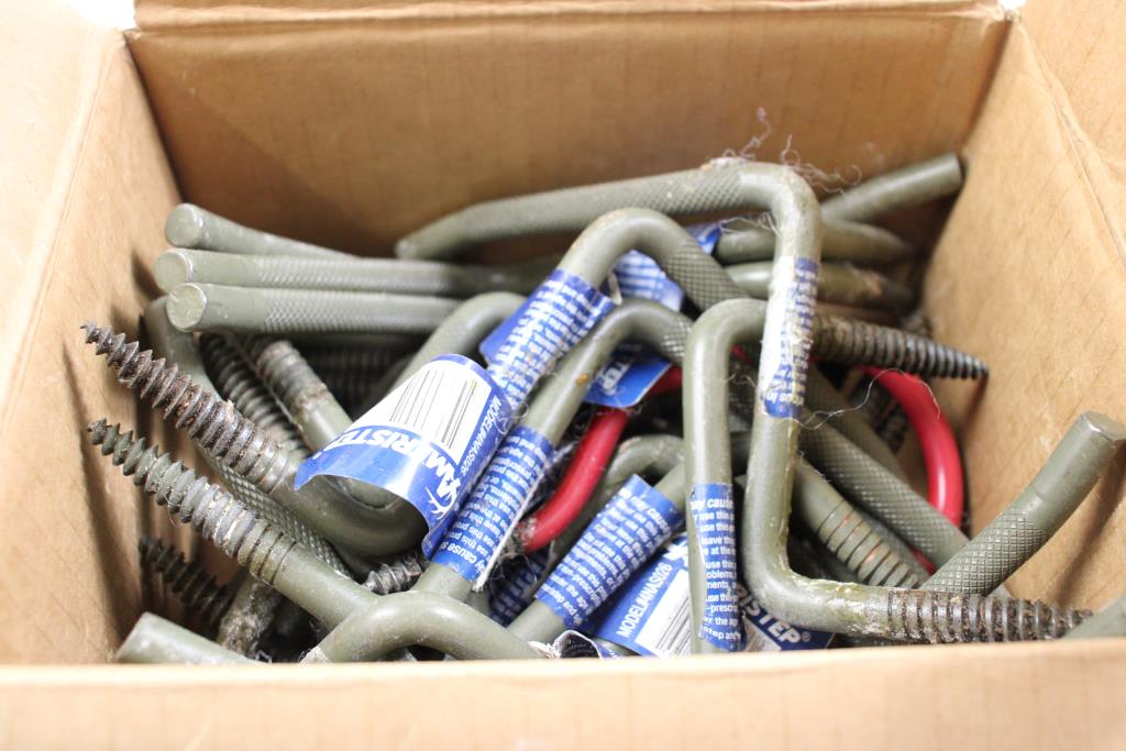 Ameristep Step-Up 4-inch Screw-In Tree Hook, 10+ Pieces | Property Room