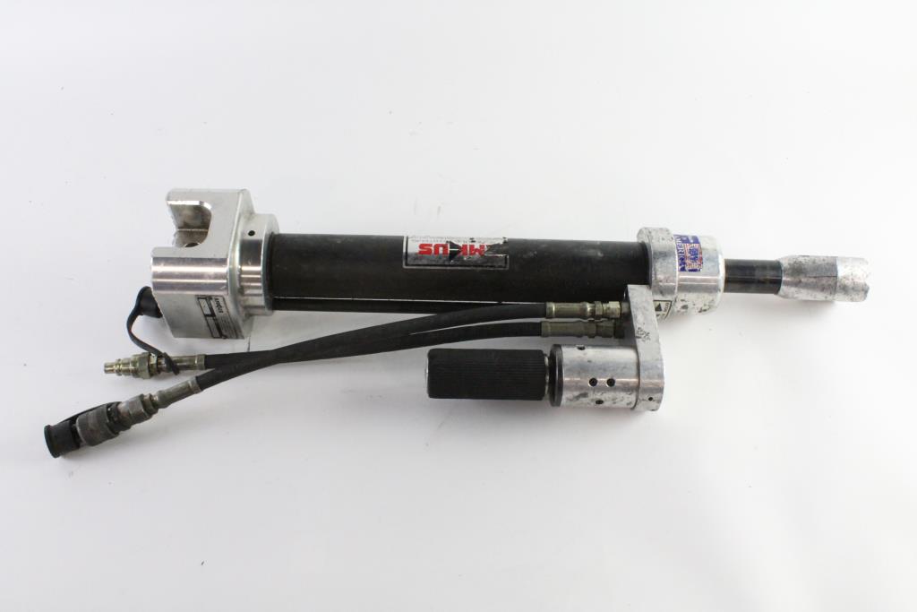 Amkus Rescue Systems AMK-40R Push/Pull Ram | Property Room