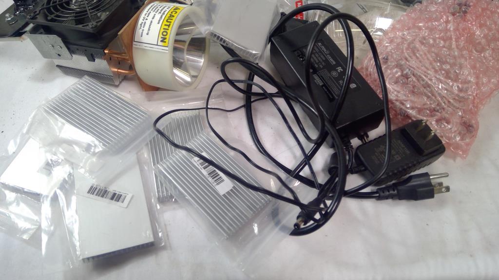 Anvil Bolt Cutters, LED Lamp, And More, 17+ Pieces | Property Room