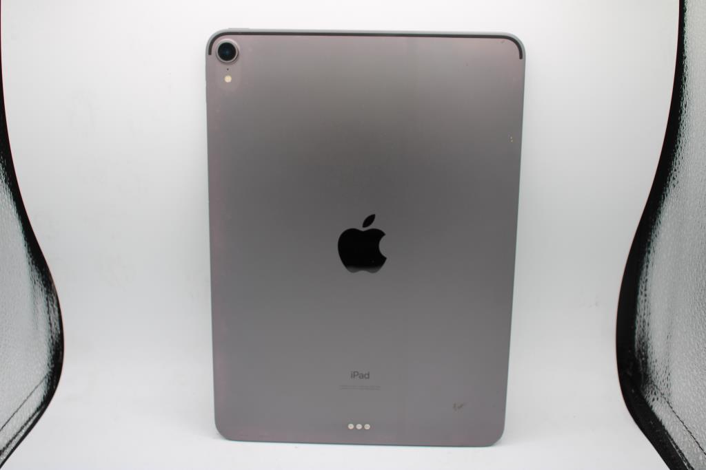 Apple 11" IPad Pro 1st Gen, 256GB, Wi-Fi Only | Property Room
